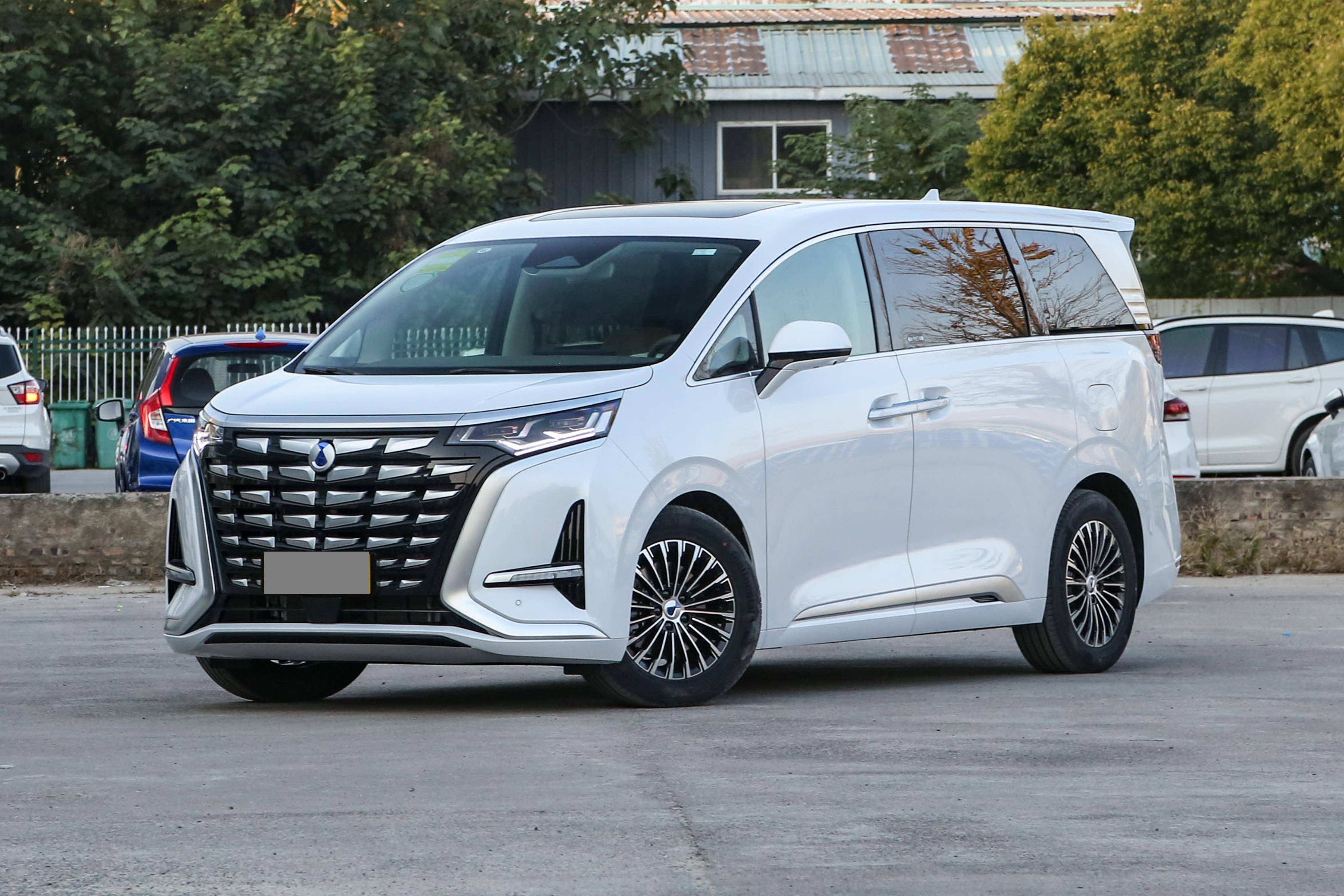 别克GL8销量持续低迷，12月只卖出3531辆，属于它的时代过去了？_搜狐汽车_搜狐网