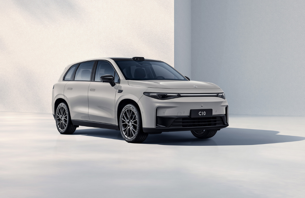 号称“理想L7平替”，零跑C10开启预售，可价格竟比C11更贵？_搜狐汽车_搜狐网