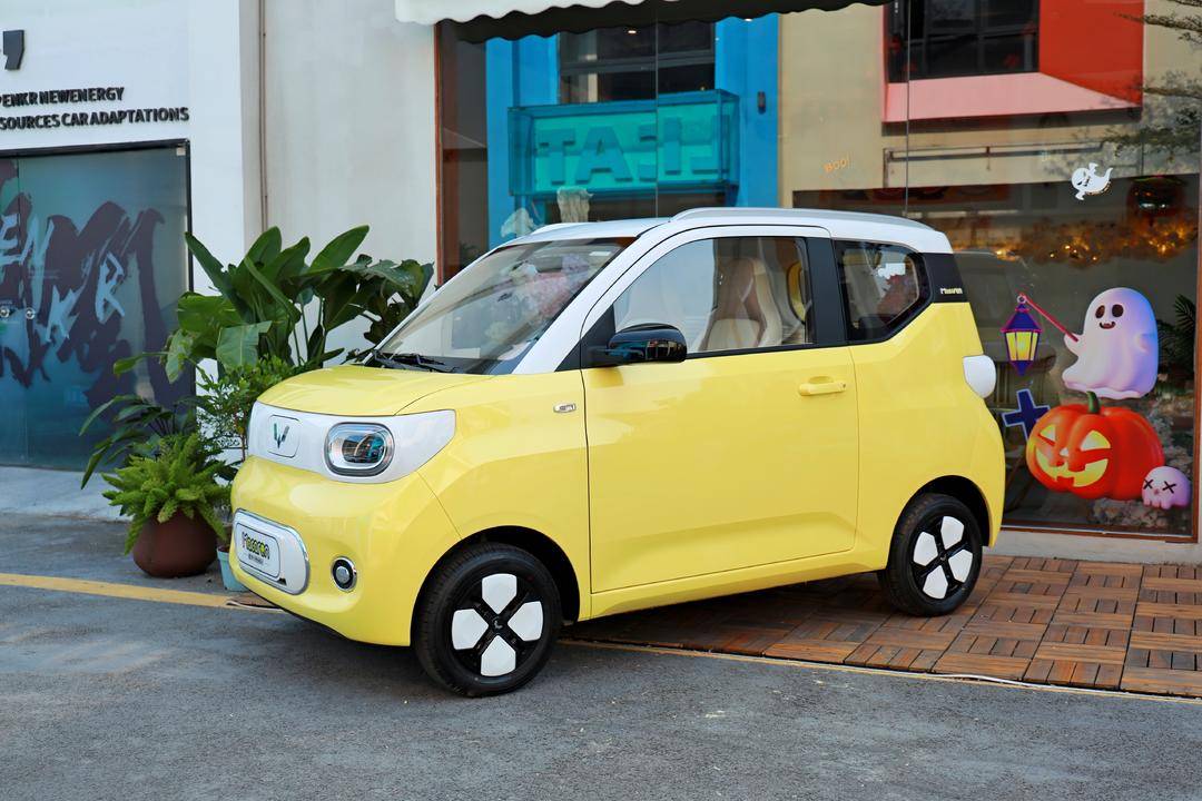 上市两月累计销量破30000台，宏光MINIEV第三代马卡龙仍是代步车首选？_搜狐汽车_搜狐网