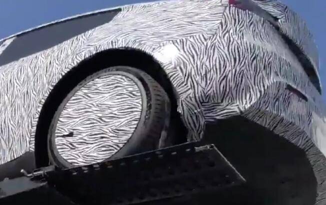 新一代别克GL8谍照曝光！外观像世纪，轴距3180mm，有插混和纯电_搜狐汽车_搜狐网