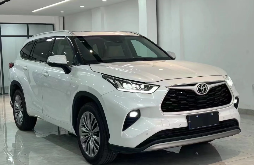 丰田大热车型再次亮相！2.0T爆248马力+四驱，5.3L 油耗，7气囊，贼有面子_搜狐汽车_搜狐网