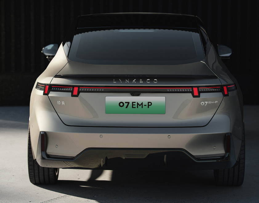 领克EM-P家族新成员 领克07 EM-P正式亮相！_搜狐汽车_搜狐网