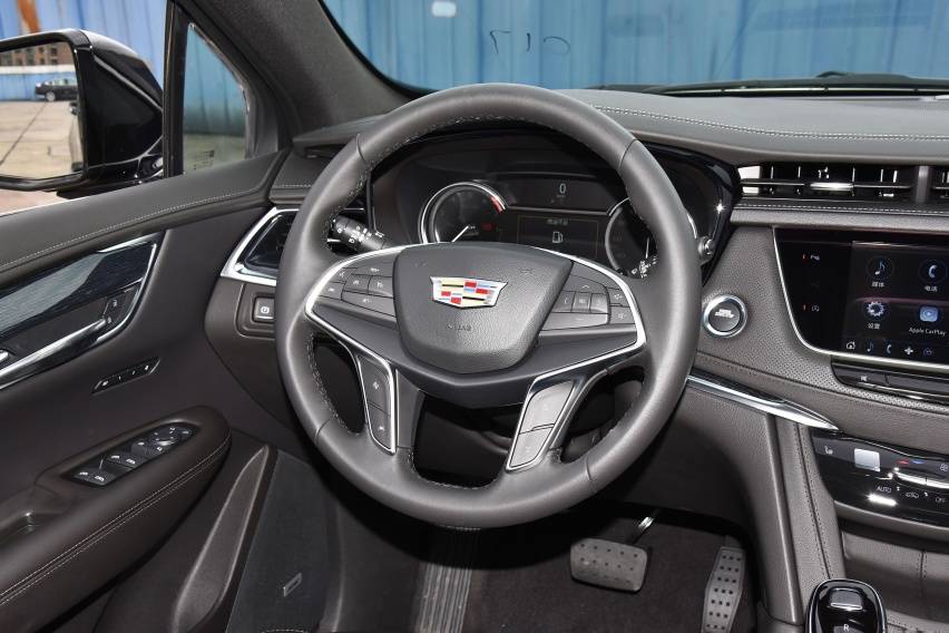 官降10万元，搭载2.0T+9AT，凯迪拉克XT5降至25.27万起售_搜狐汽车_搜狐网