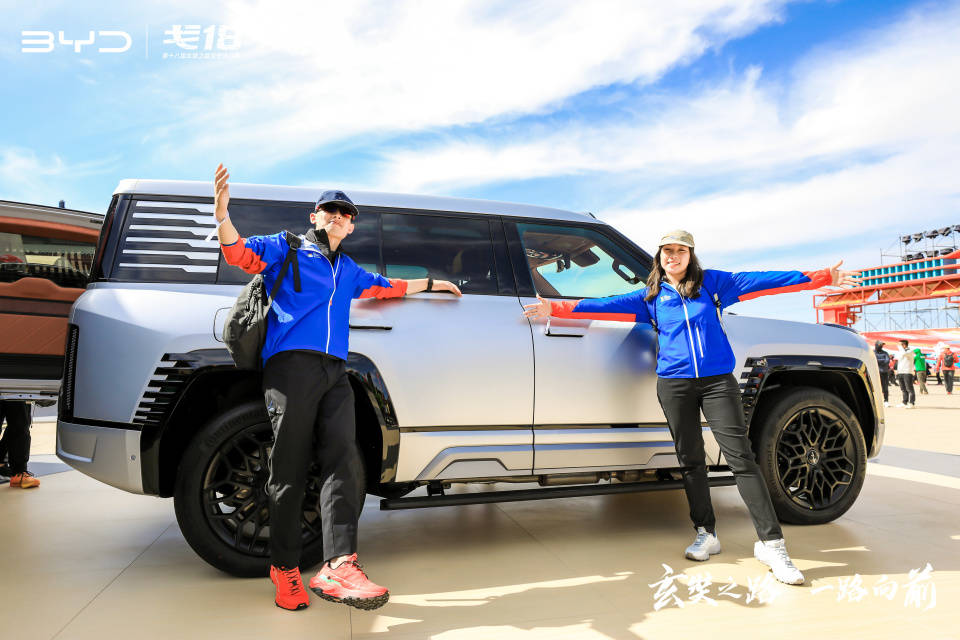 国产高端成了！仰望U8上市132天交付超5000辆，夺百万级SUV销冠_搜狐汽车_搜狐网