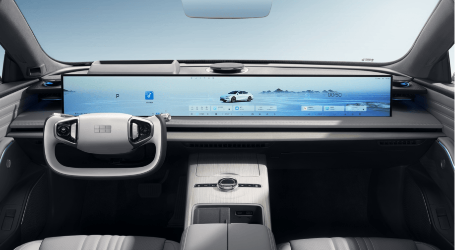 吉利银河E8两驱龙腾版+四驱龙腾版正式发布，售价16.58w起_搜狐汽车_搜狐网