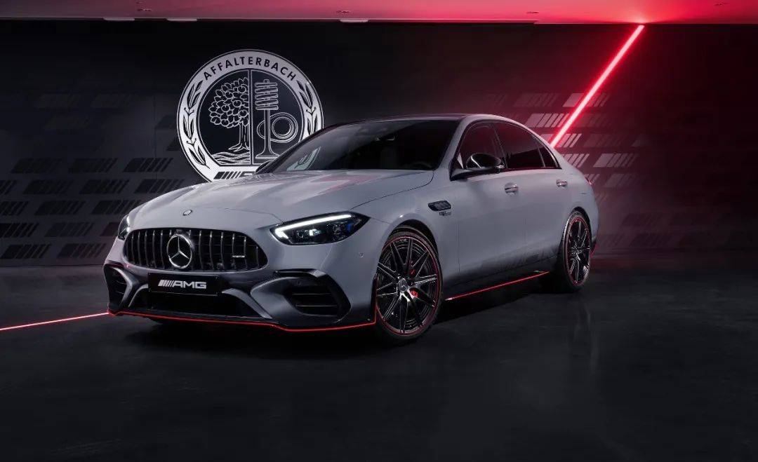 2.0T四缸！加电的奔驰AMG C63会比V8更快？_搜狐汽车_搜狐网