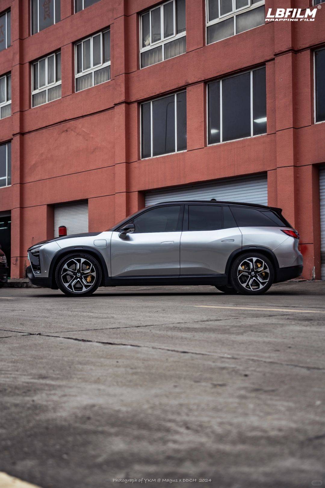 蔚来es8-LB改色膜液态金属铝水银改色膜,液态金属的质感_搜狐汽车_搜狐网