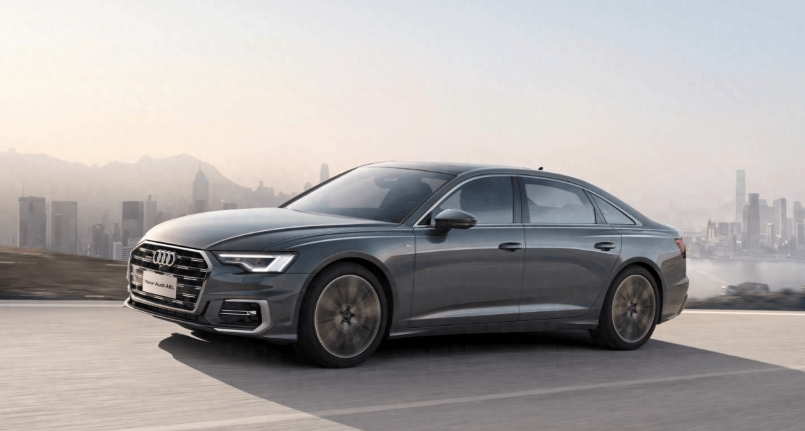 小伙新车首座留给爷爷，奥迪A6L见证家庭深情与梦想起航！_搜狐汽车_搜狐网