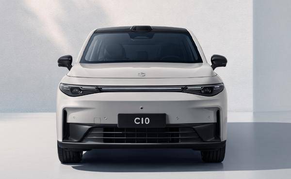 硬货满满，物超所值！深蓝S07和零跑C10怎么选？_搜狐汽车_搜狐网