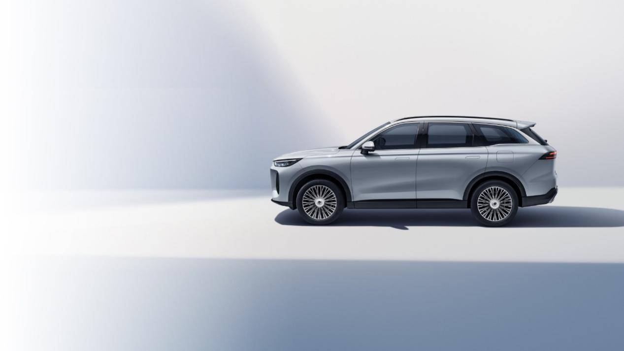 奇瑞风云T9：高通8155芯片加持，智能操作流畅无界_搜狐汽车_搜狐网