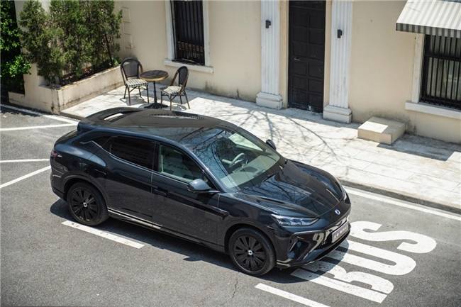 优雅猎手“猎影版”登场!全新腾势N7 702智驾Pro猎影版上市_搜狐汽车_搜狐网