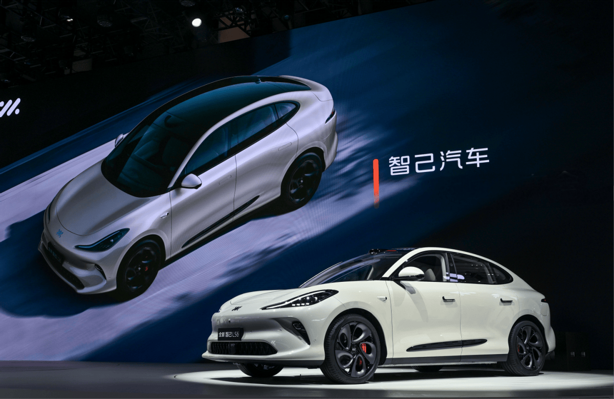 全新智己LS6：8295芯片、灵蜥底盘 行不_搜狐汽车_搜狐网
