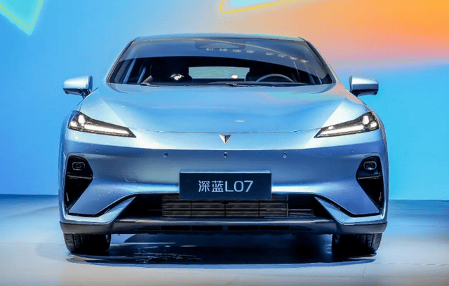 深蓝L07 VS 比亚迪海豹07 DMi 谁才是20万以内性价比最高的轿车？_搜狐汽车_搜狐网