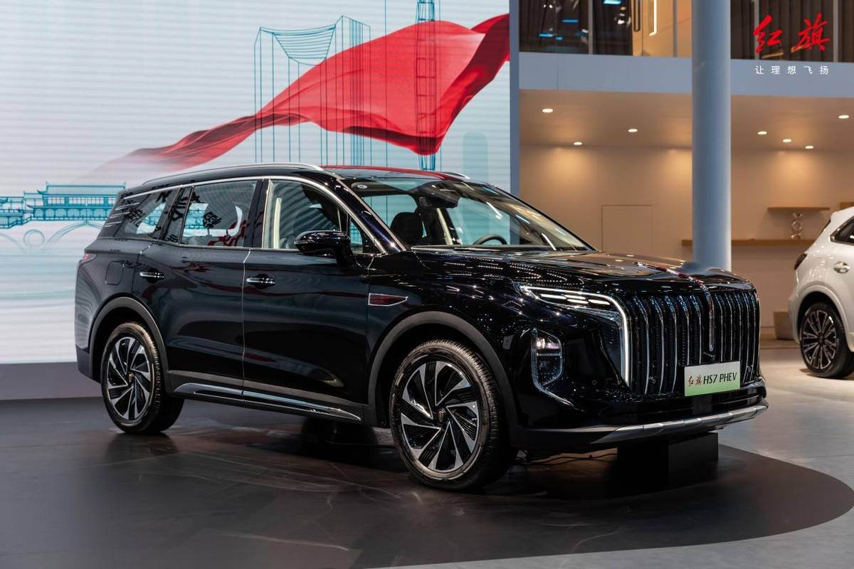红旗HS7 PHEV亮相，启动超级混动SUV时代_搜狐汽车_搜狐网