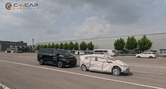 MPV最高分+史上空间最大五星安全车！L380创C-NCAP两大纪录_搜狐网