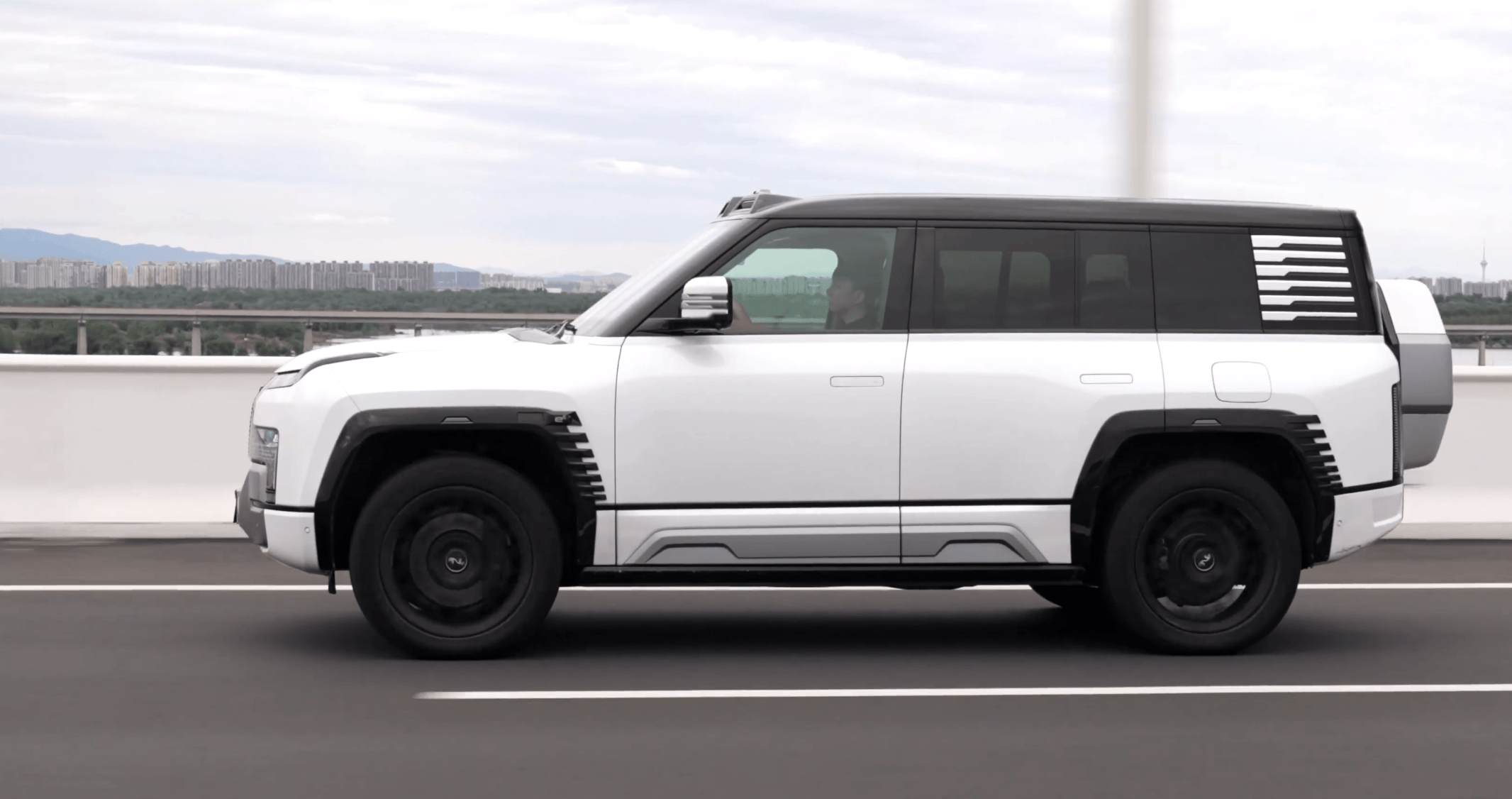 好用的HNOA该是什么样儿，这台车交出满分答卷_搜狐汽车_搜狐网