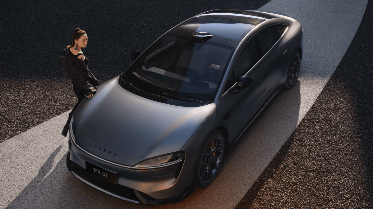 智界S7引领智驾新风尚：HUAWEI ADS 3.0重磅升级亮点解析_搜狐汽车_搜狐网