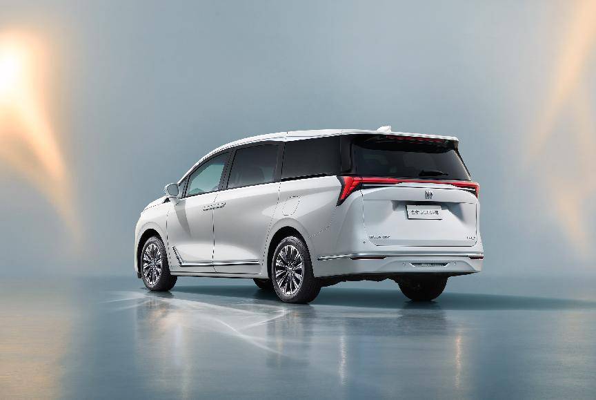 热门MPV再降价格门槛？全新别克GL8陆尊燃油版26.99万起售_搜狐汽车_搜狐网