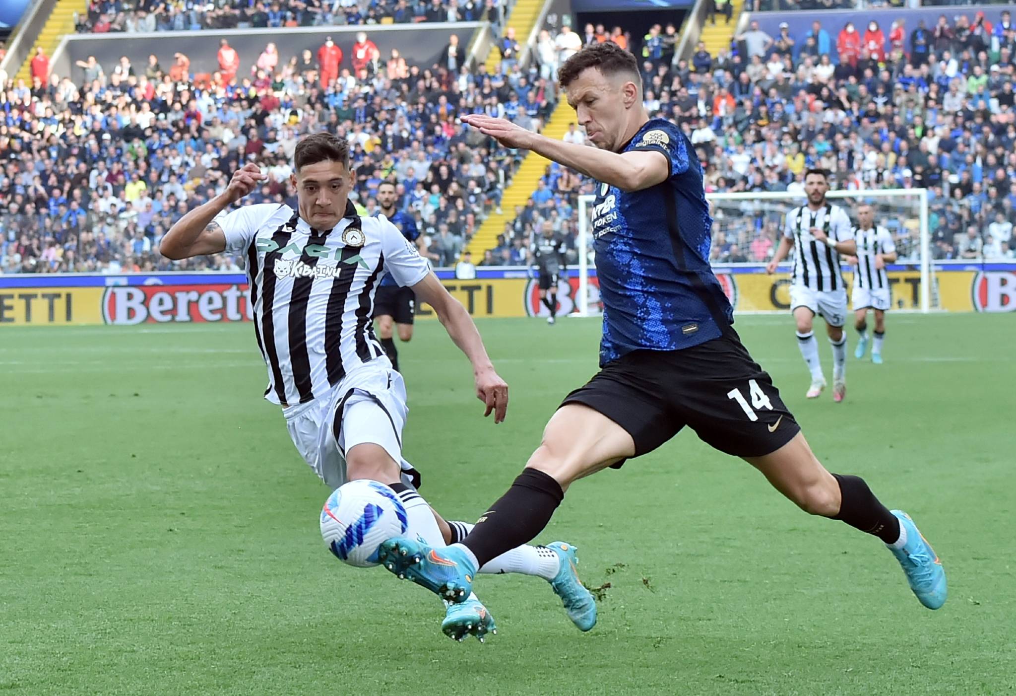 周六018 意甲 乌迪内斯VS尤文图斯_比赛_晚场_球员