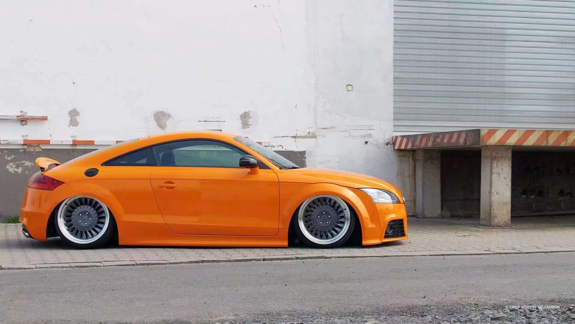 奥迪 TT 身披黄色战衣，AIRBFT 助力华丽蜕变_搜狐汽车_搜狐网