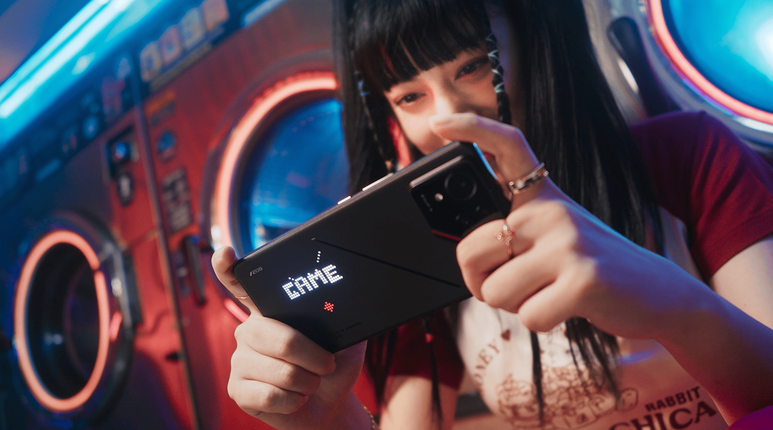 抢Buff神器？ROG游戏手机9新体验：原神、王者荣耀都支持AI辅助_功能_系列