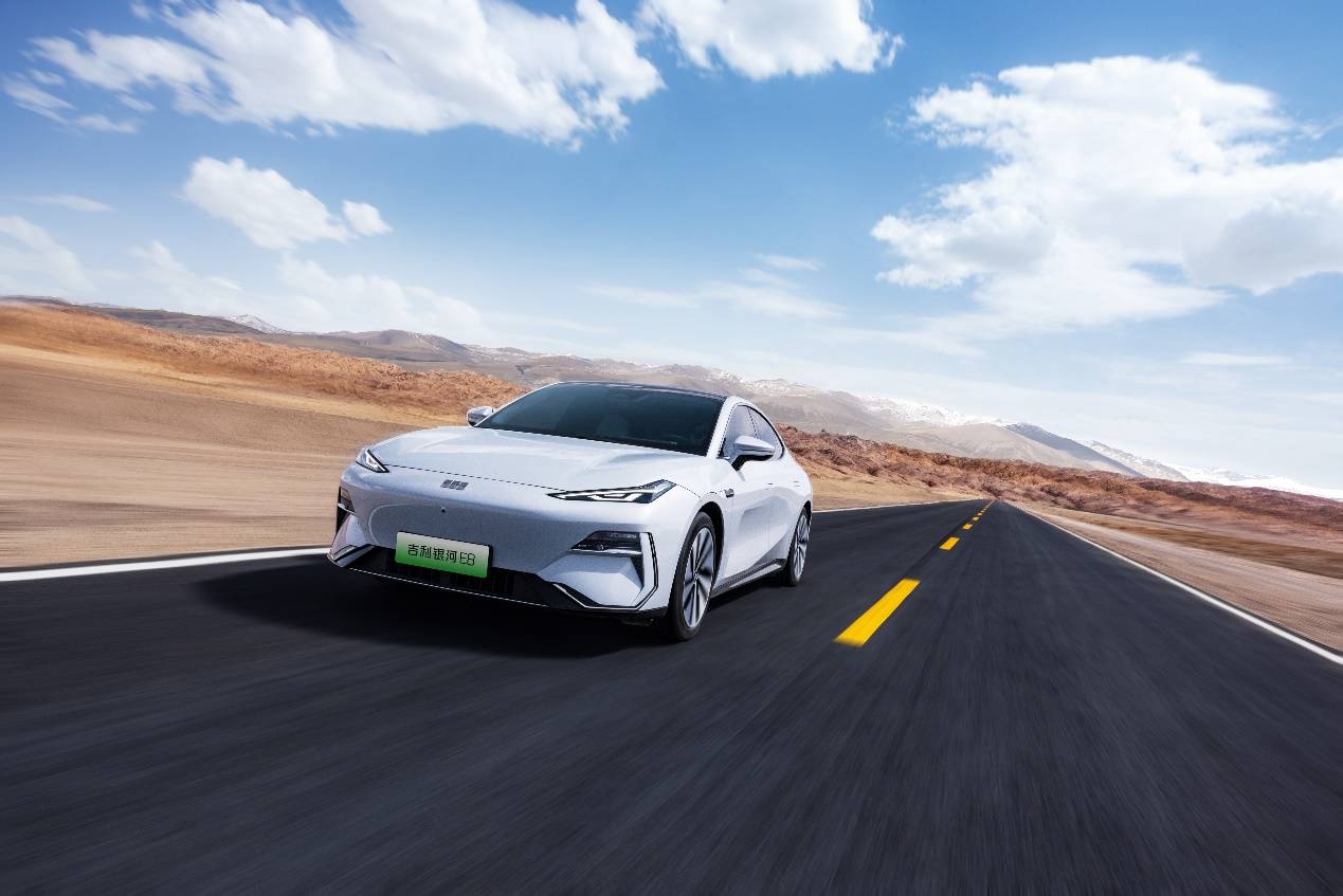 吉利银河E8升级银河Flyme Auto，智能体验再进阶，如此实力怎能不爱_搜狐汽车_搜狐网