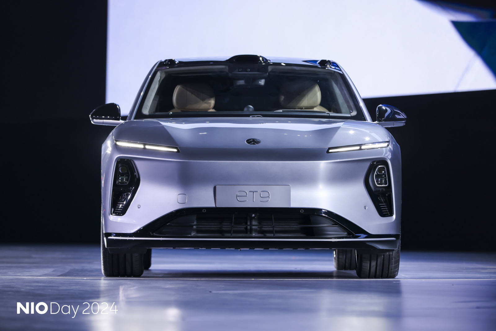 蔚来ET9正式上市，售价78.8万元起，明年3月开启交付_搜狐汽车_搜狐网