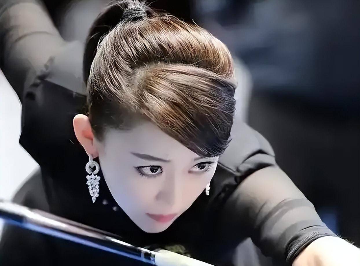 潘晓婷对阵王钟瑶：台球界的双生花，你更倾心于哪位女神？世界女性球技
