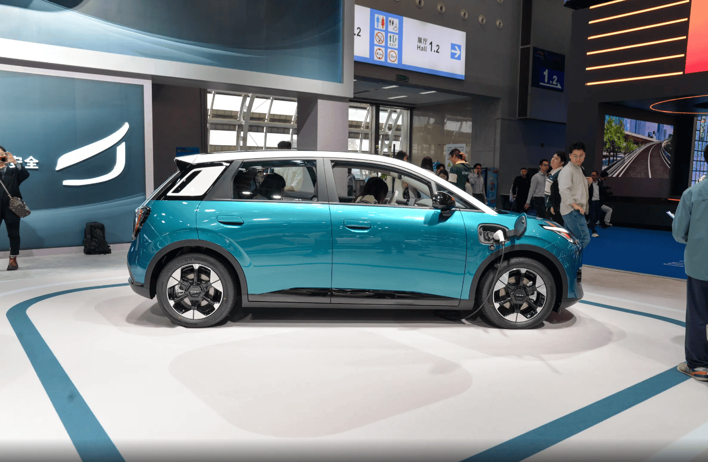 2750mm轴距空间不小，广汽埃安UT预售8.98万起，纯电亲民路线_搜狐汽车_搜狐网