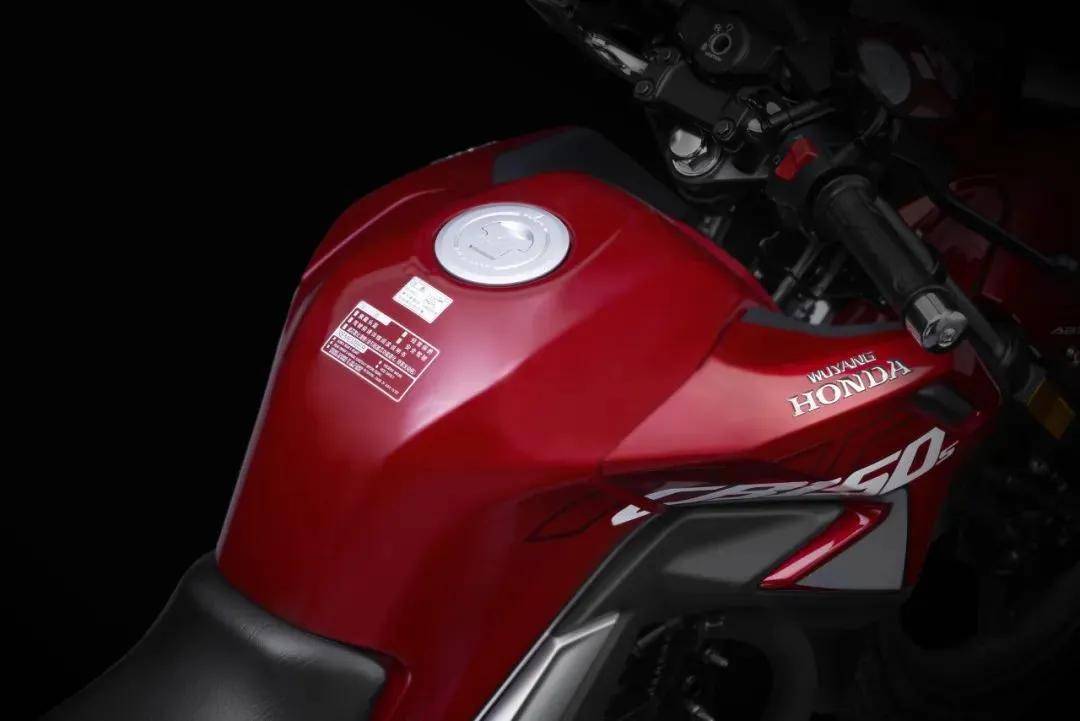 五羊本田发布CB150S MC︱通路车居然可以选配ABS！_搜狐汽车_搜狐网