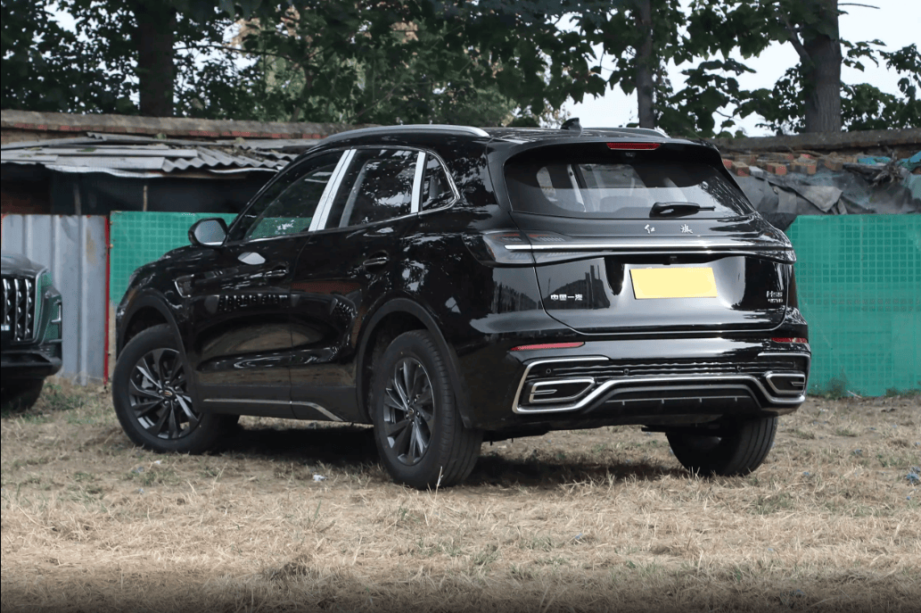 15万内可落地，全系252马力+8AT，带你体验红旗HS5_搜狐汽车_搜狐网