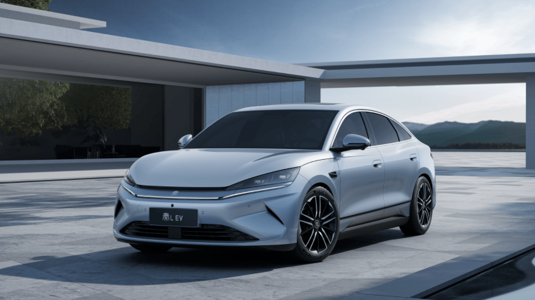 SU7、Model 3、MONA M03亮点all in，秦L EV给这届年轻人狂上情绪价值_搜狐汽车_搜狐网