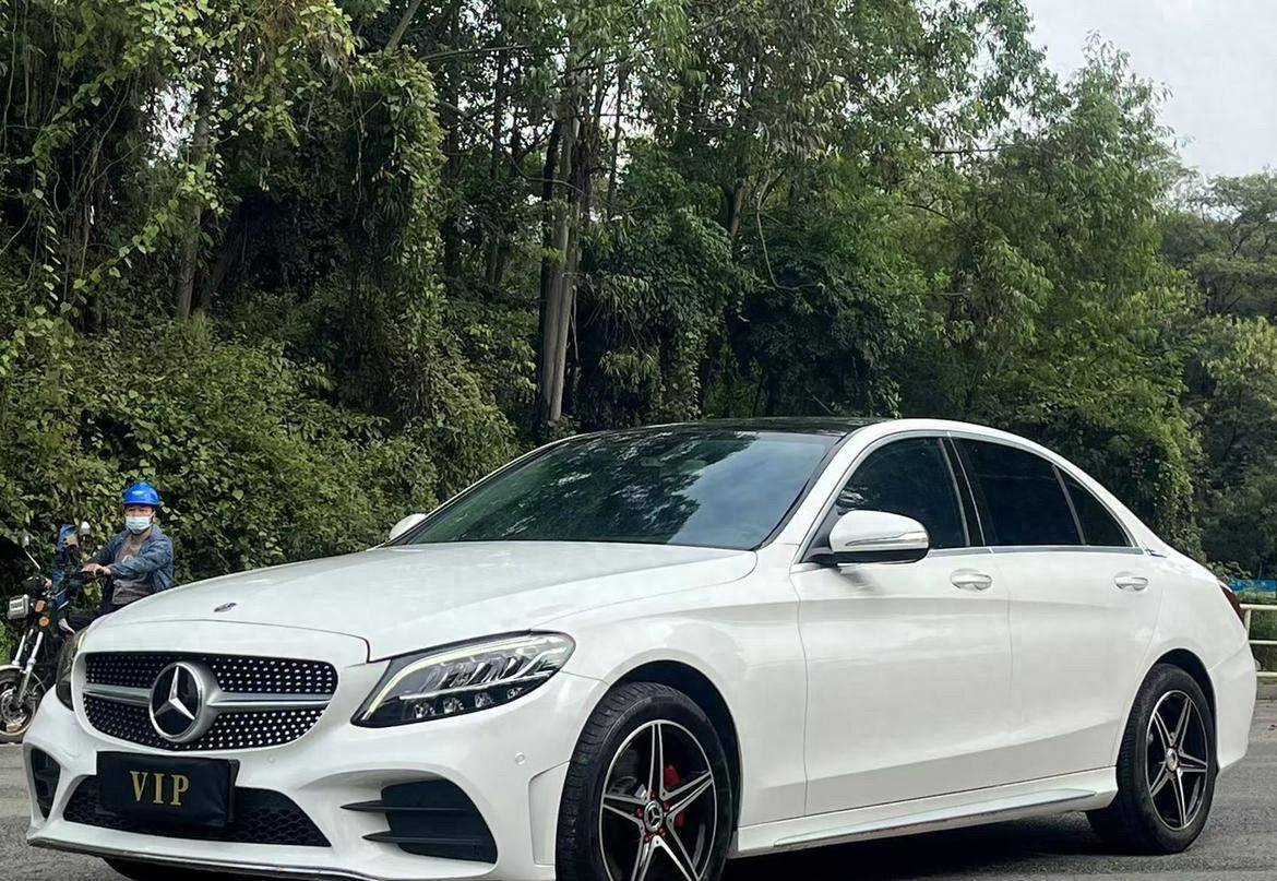 19款奔驰C260L，8万公里，运动版只要15万多？_搜狐汽车_搜狐网