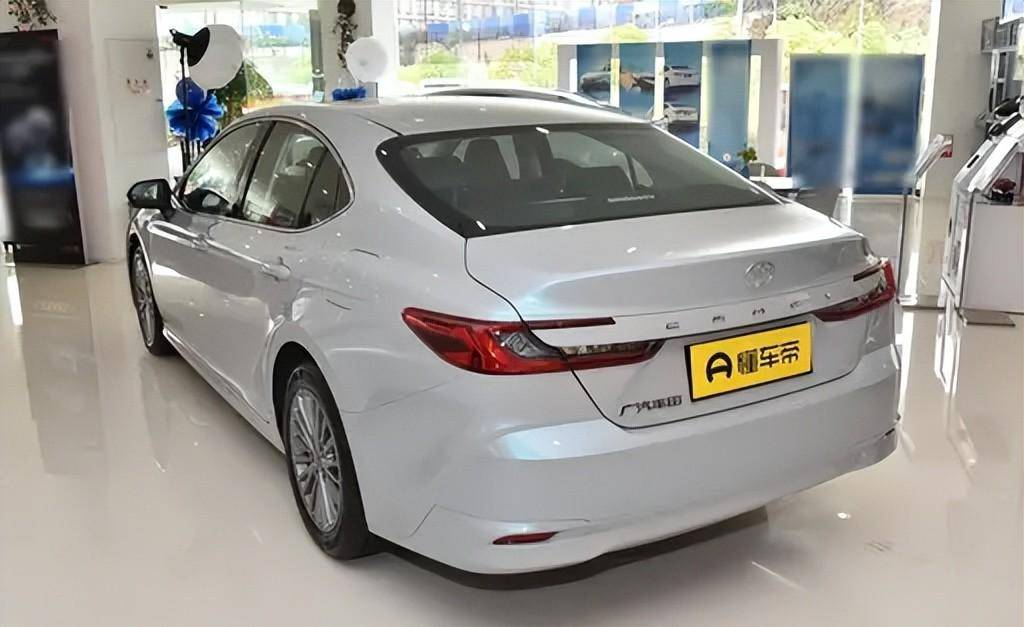 起售价14.98万，轴距2825mm，解读广汽丰田凯美瑞_搜狐汽车_搜狐网