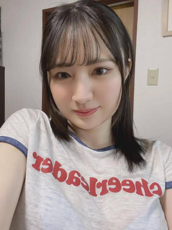 堀田真央：双鱼座的日本新星，身高160cm的魅力女孩_Hotta_Mao_偶像