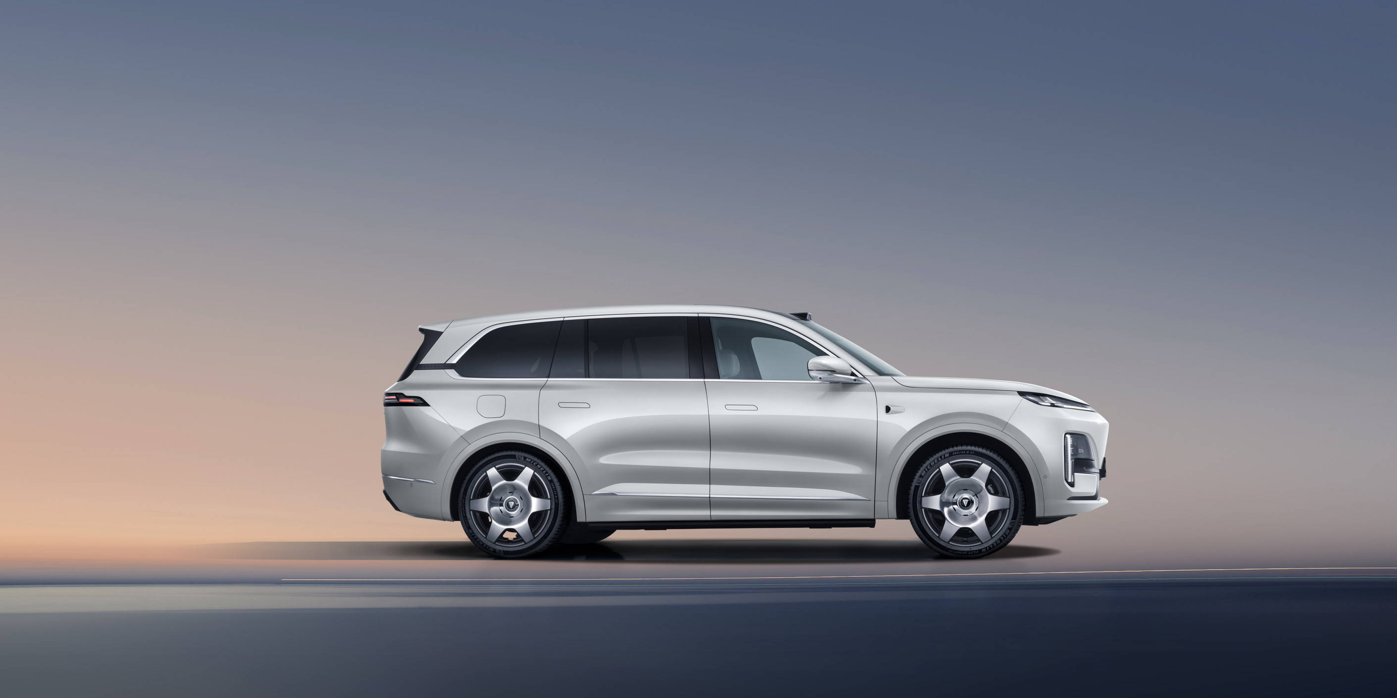 深蓝S09与领克900：哪款大型SUV更具性价比？_搜狐汽车_搜狐网