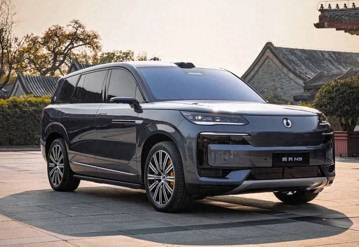 腾势N9 vs 理想L9：谁才是40万级SUV性价比之王？_搜狐汽车_搜狐网