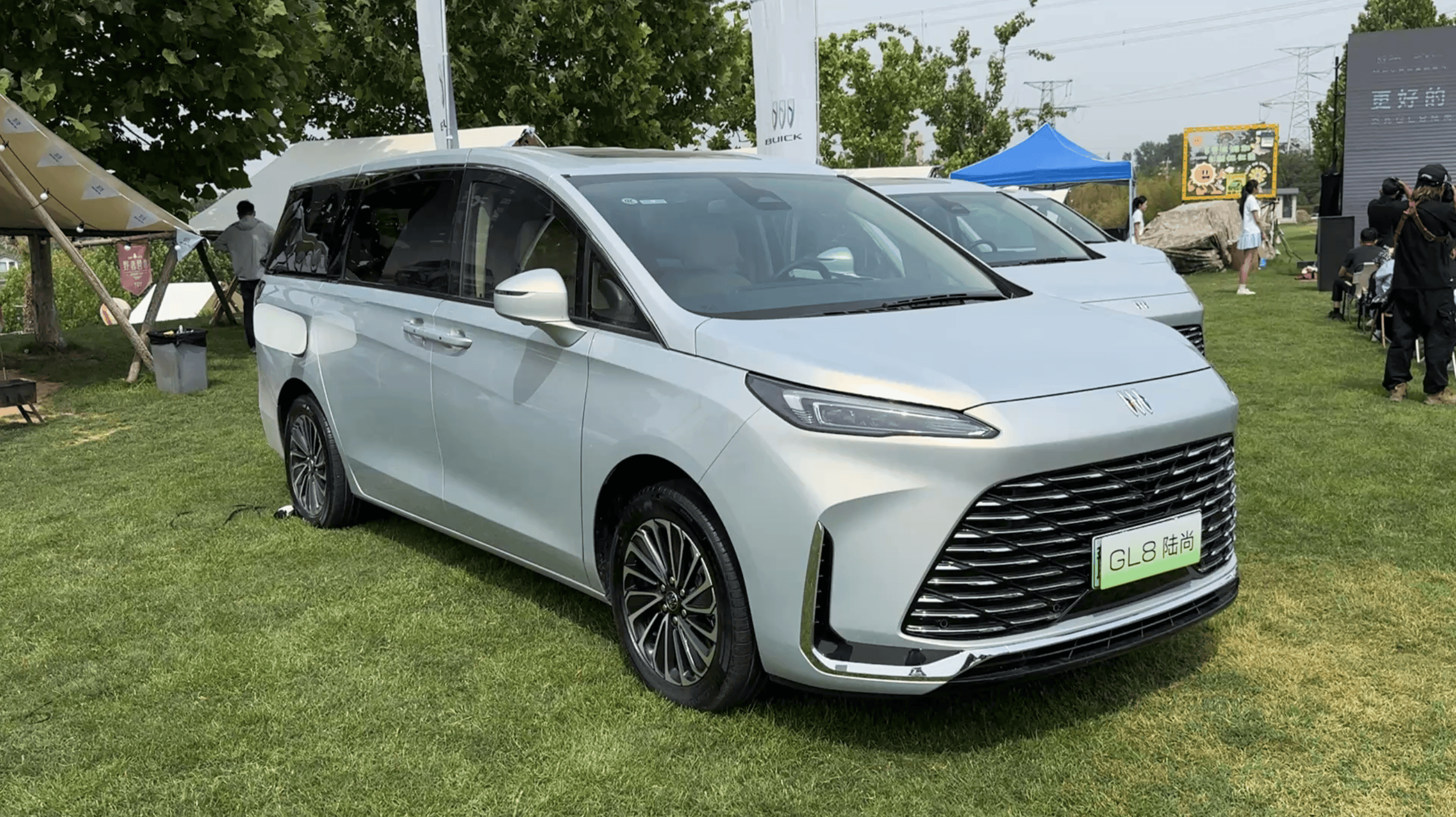 别克GL8陆尚家用MPV这车凭啥这么火？听我给你唠！_搜狐汽车_搜狐网