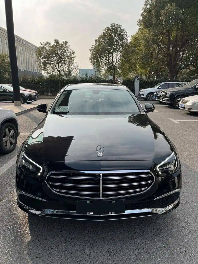 58万提了一辆奥迪A8，再开朋友的奔驰E300，车主，实测差距明显，压根不是一个档次！_搜狐汽车_搜狐网