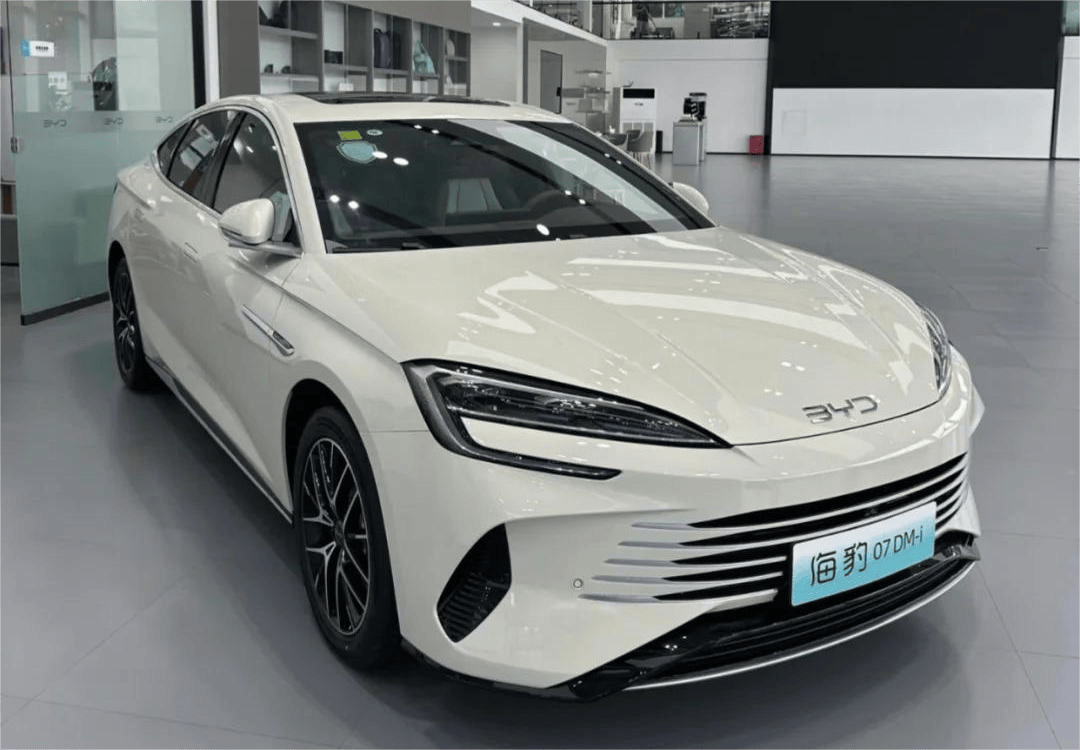 三款混动轿车深度剖析：领克07 EM-P,海豹07 DM-i,深蓝L07谁最强？_搜狐汽车_搜狐网