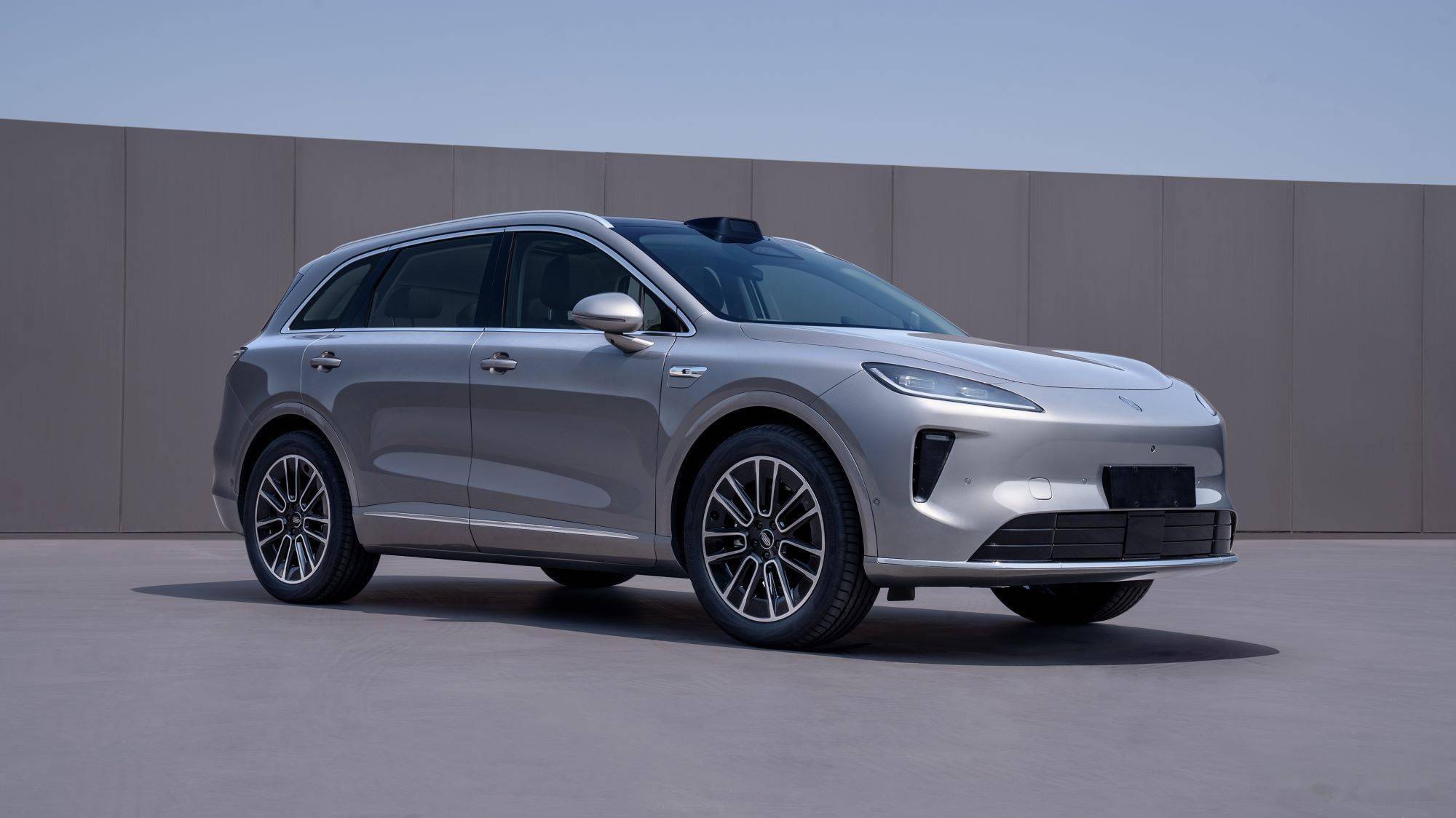 尺寸与问界M5相当 尚界H5申报信息曝光_搜狐汽车_搜狐网