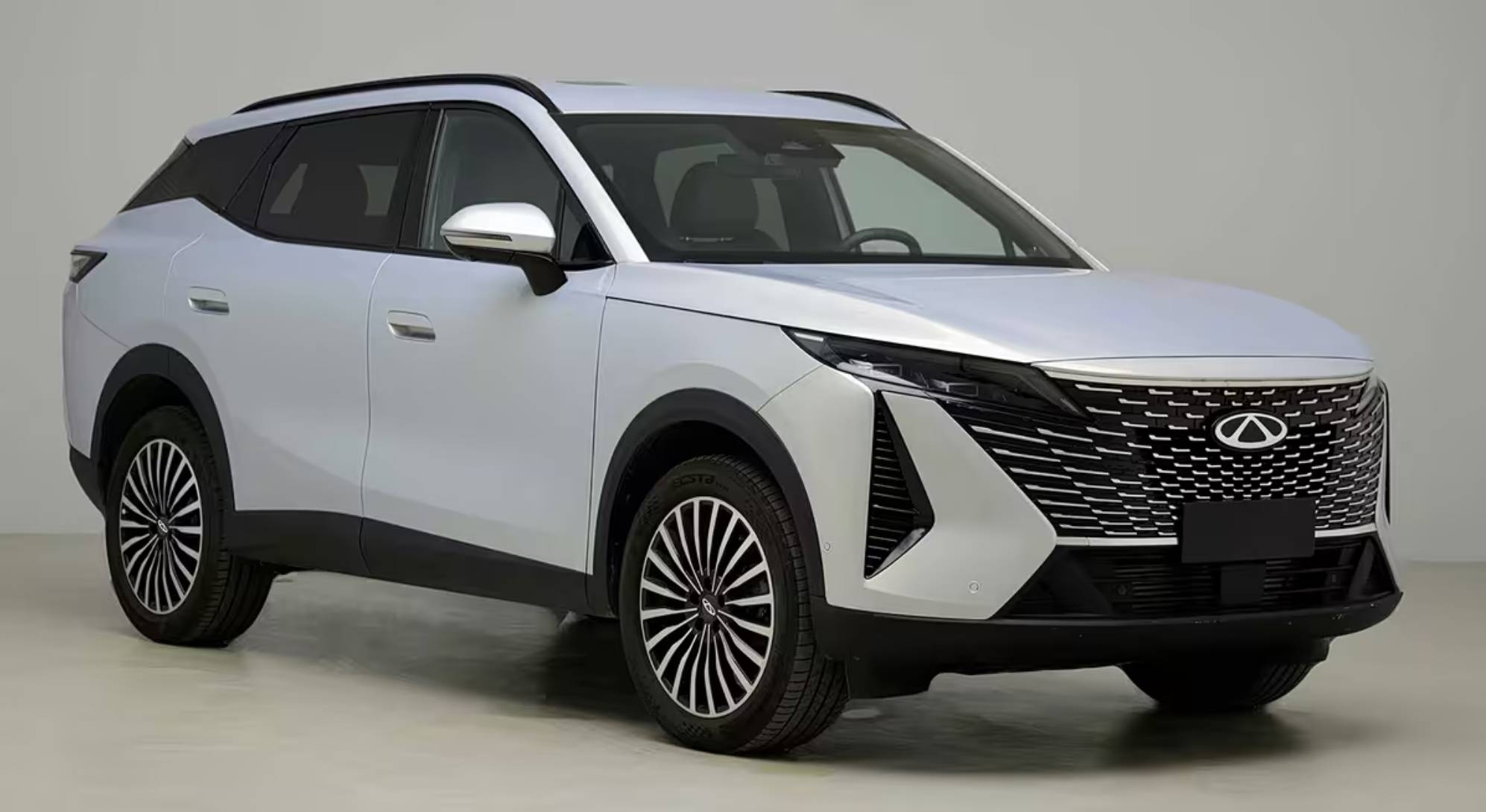 奇瑞加速抢市场 下半年加推四款SUV 风云T11 CEM或对标理想L9_搜狐汽车_搜狐网