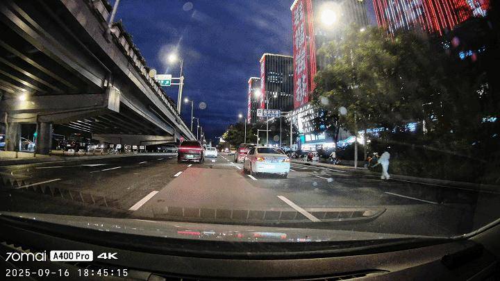 70 迈 A400Pro 行车记录仪测评：不止 “摄像头”，更是移动安全搭子_搜狐汽车_搜狐网