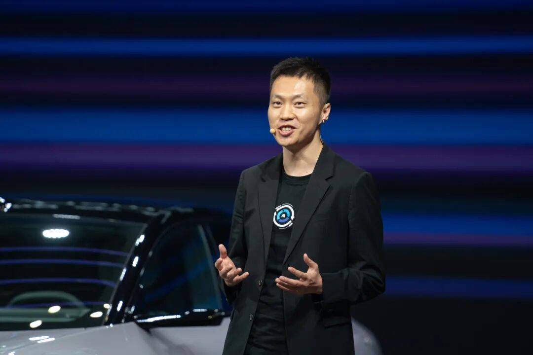 Momenta“包圆”BBA智驾 与奔驰合作首款车型即将上市_搜狐汽车_搜狐网