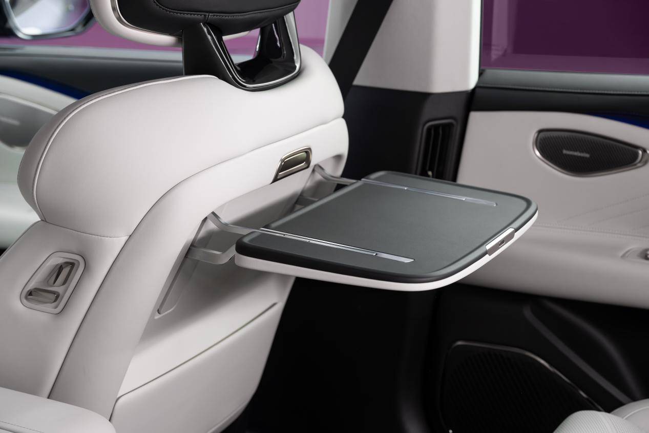 在竞争最激烈的价格带，领克10EM-P九月售出5077辆，成功杀出重围_搜狐汽车_搜狐网