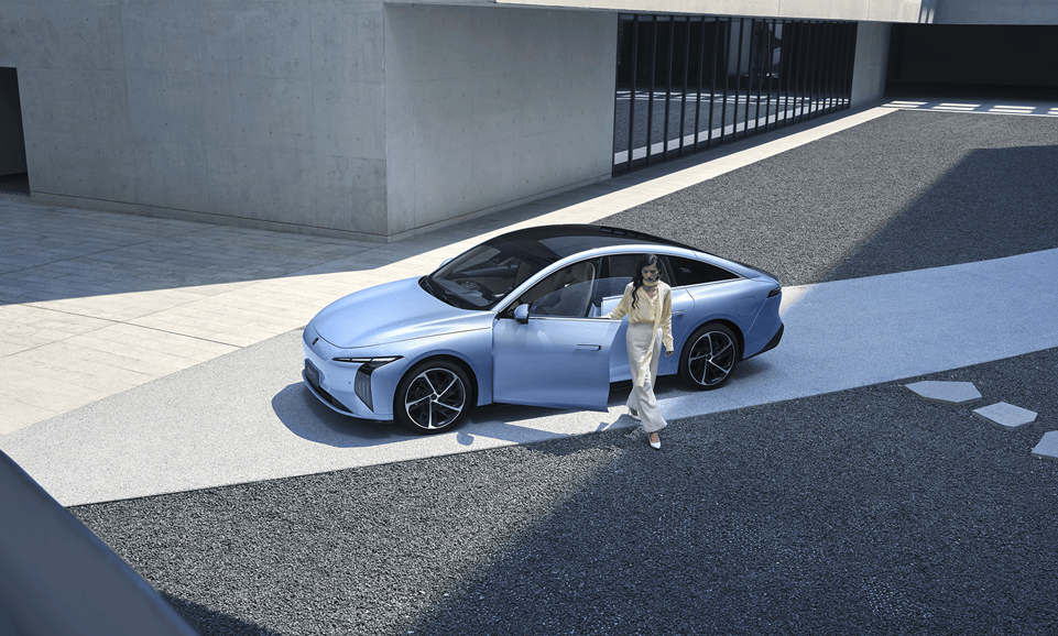 不到15万能拿下800V超充轿跑？星海S7这性价比无敌了_搜狐汽车_搜狐网