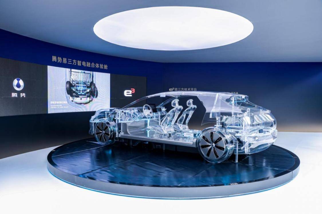 双里程碑！比亚迪新能源车量产达1500万，腾势N8L“两王三超”定义家庭豪华新标杆_搜狐汽车_搜狐网