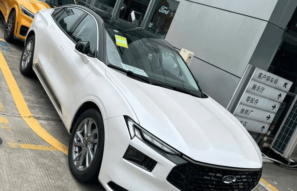 迈腾靠边！8AT合资车14万起！2.0T爆254马力，配1.1米4K大屏，家用买车必看！_搜狐汽车_搜狐网