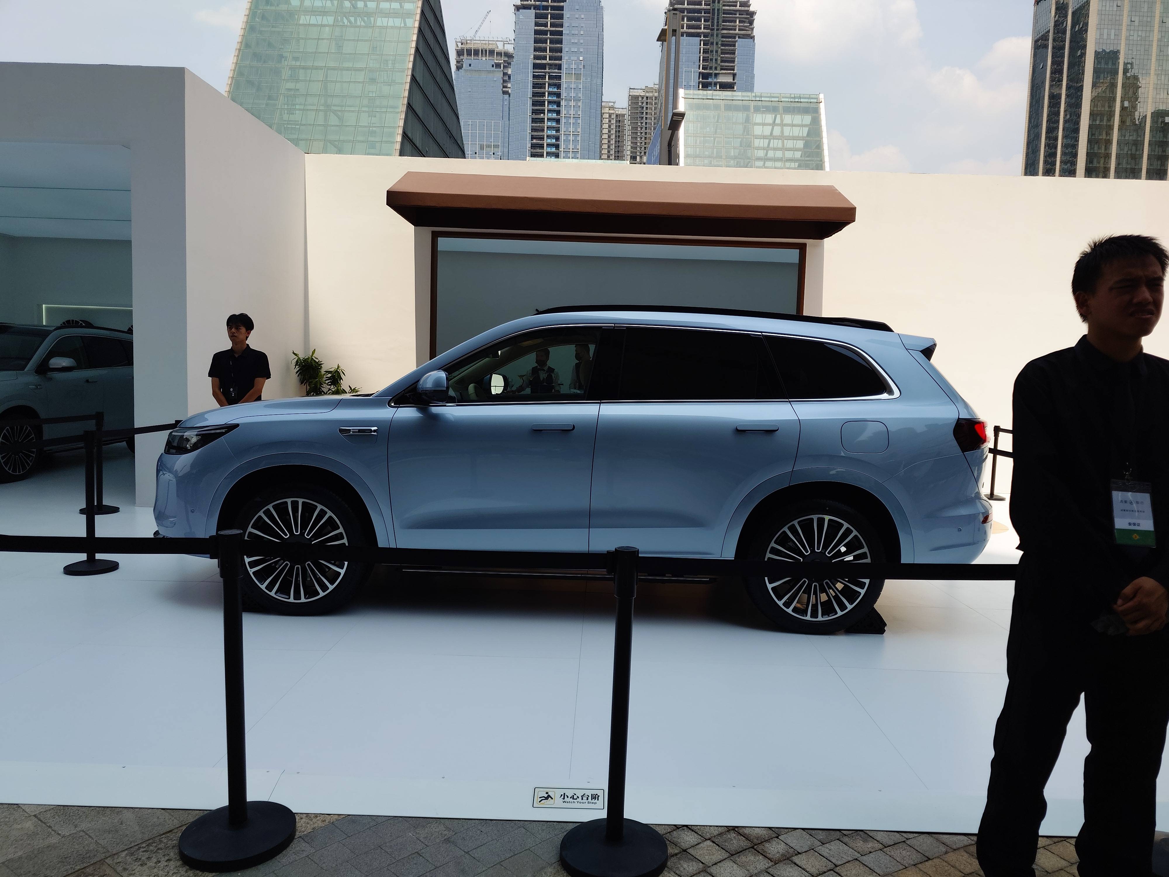 鸿蒙智行发布会：智界R7首发/问界M7 Pro上市售24.98万起_搜狐汽车_搜狐网