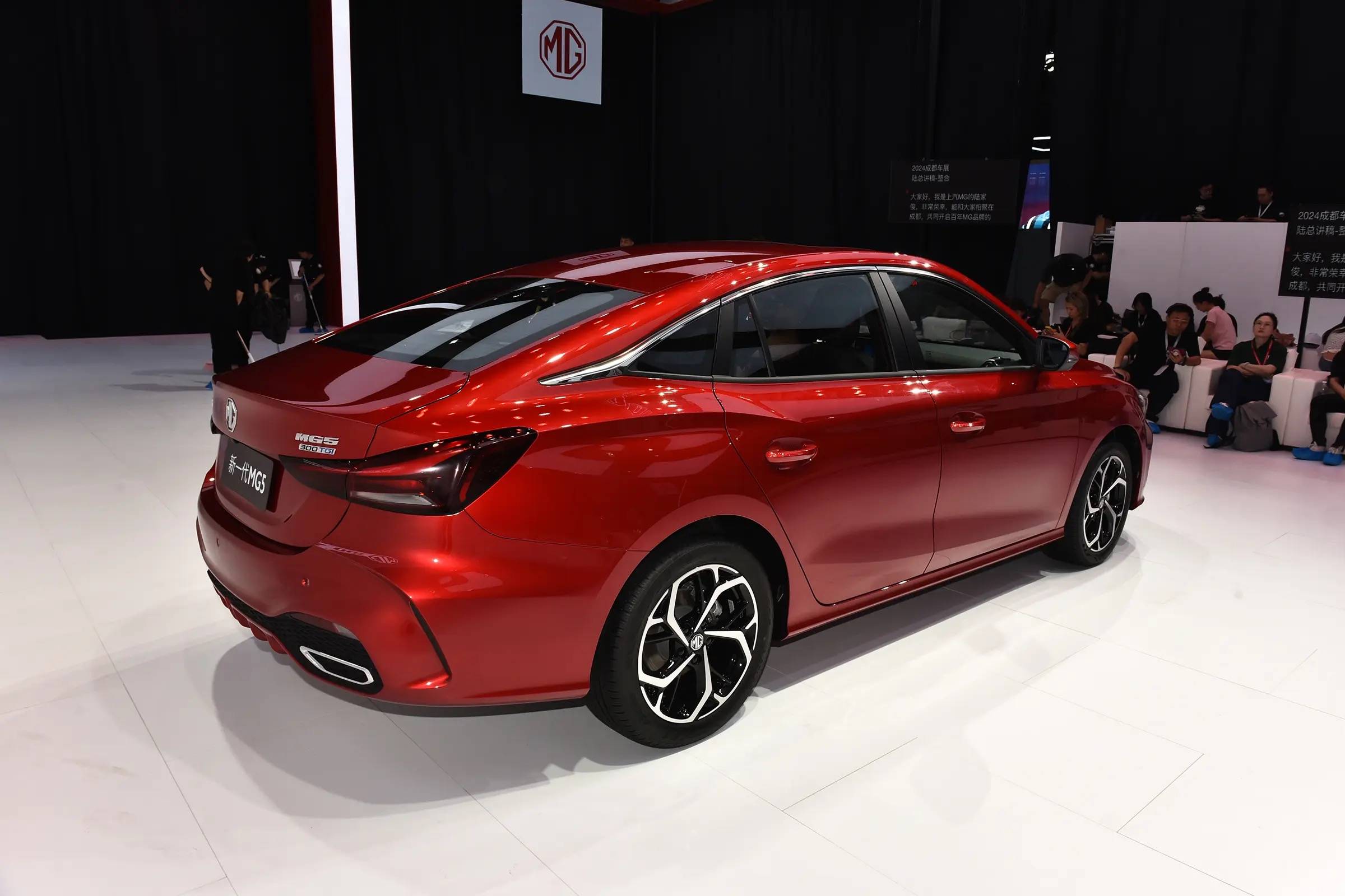 这颜值爱了吗？新款名爵MG5将于9月13日正式上市，可选1.5T动力_搜狐汽车_搜狐网